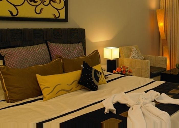 THE ZURI PREMIUM ROOM