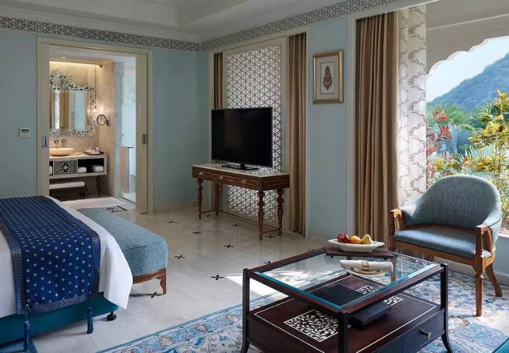 Grand Villa